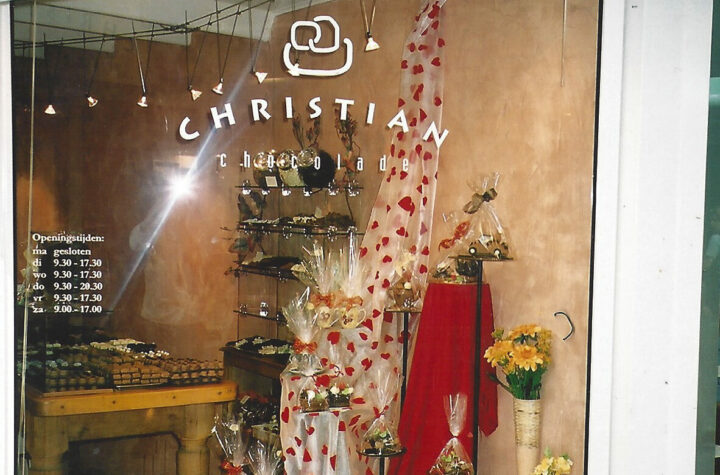 1999 - Opening eerste winkel - Christian Chocolaterie en Patisserie